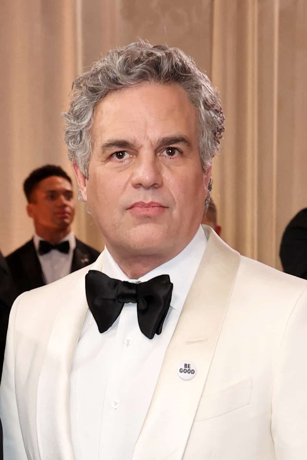Voyez Mark Ruffalo en colère contre Donald Trump sur le tapis rouge des ...